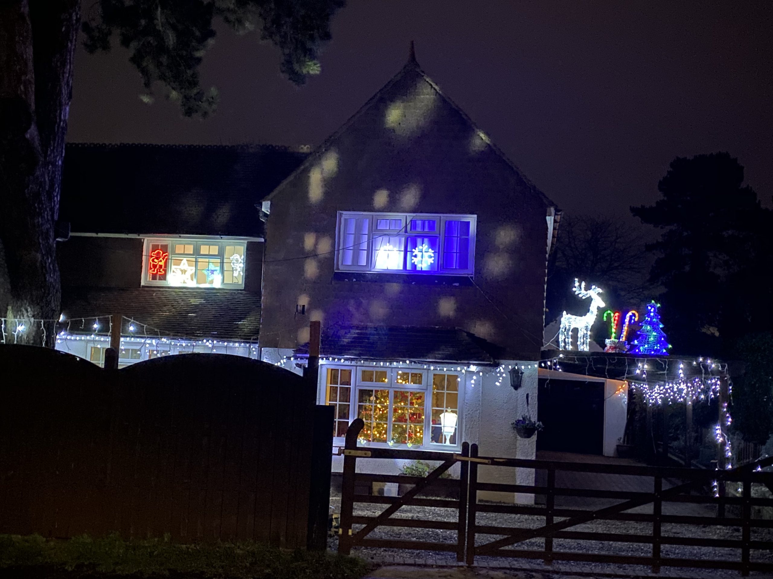 Announcing the winner of our house decorating competition! | Knockholt ...